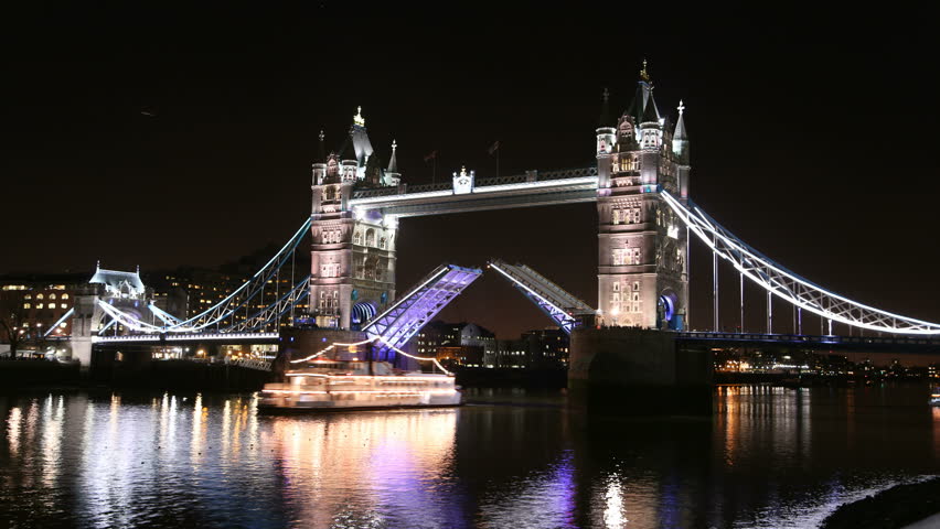 London Tower Bridge Opens & Closes, Raised & Lowered. 4K / UHD Time ...